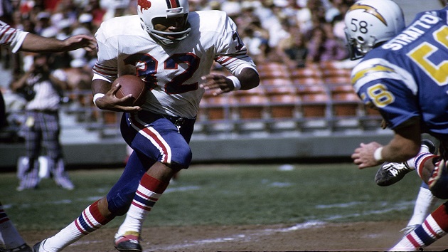 O.J. Simpson, former football star acquitted of murder, dies at 76 ...